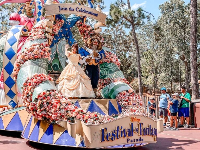 7 Happiness Secrets from Disney Parks