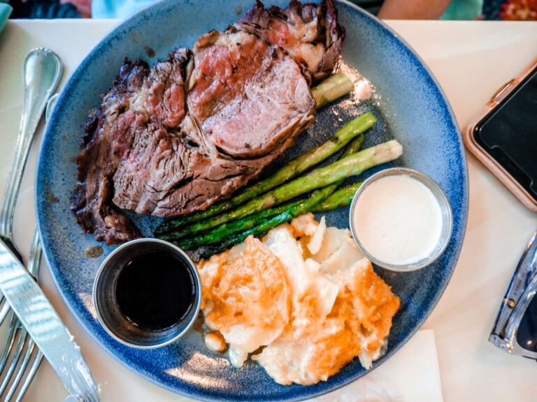 The Crystal Palace Restaurant Disney Character Dining Review - Polka ...