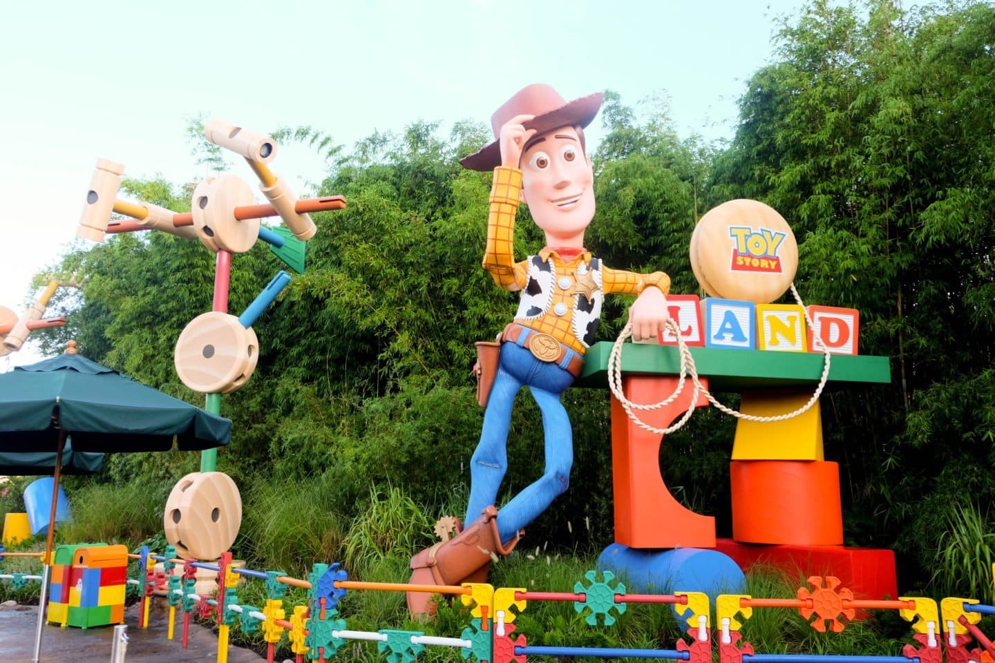 Toy Story Land at Walt Disney World Ultimate Guide - Polka Dots & Pixie ...